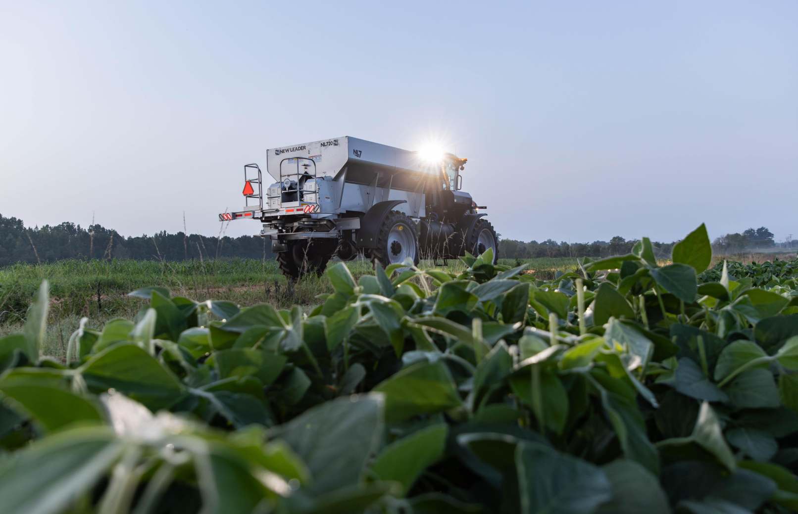 Vector 390 - High Capacity Row Crop Spreader | RBR Enterprise